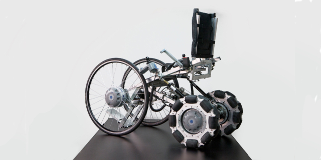 Laddroller — кресло-коляска, поднимающее человека за секунду — Лайфхакер