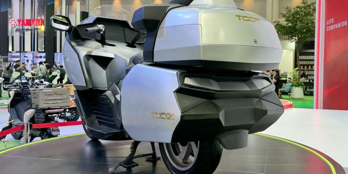 Представлен самый большой электромотоцикл Felo TooZ с запасом хода 720 ...