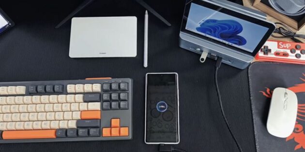 Miniproca представила мини-ПК с собственным откидным 4K-экраном — Лайфхакер