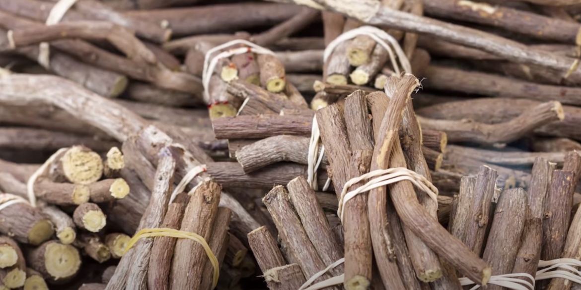 Что такое лакрица, какая она на вкус и в чём её польза — Лайфхакер